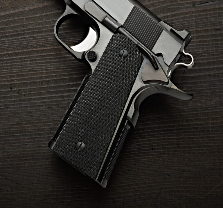 Standard G10 Checkered Grips - Alchemy Custom Weaponry